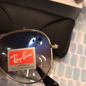 Ray-Ban | Accessories | Blue Gradient Rayban Aviator Sunglasses Size 58 ...